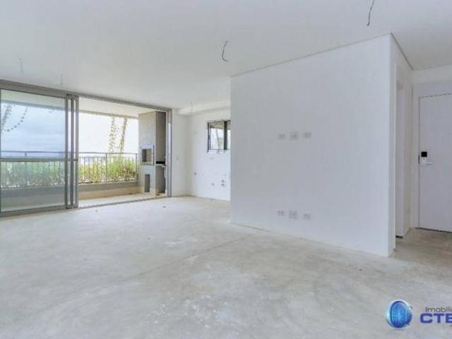 Apartamento para venda em Centro de 107.00m² com 3 Quartos, 1 Suite e 2 Garagens
