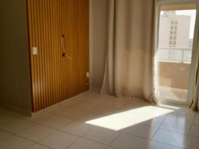 Apartamento para venda em Centro de 113.00m² com 2 Quartos, 1 Suite e 2 Garagens