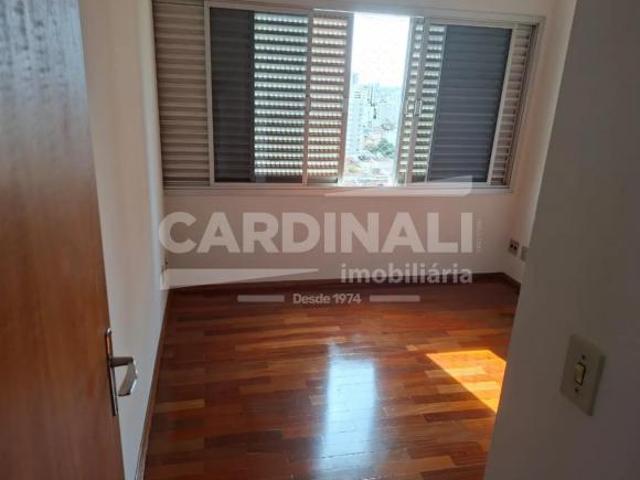 Apartamento para venda em Centro de 116.00m² com 3 Quartos, 1 Suite e 1 Garagem
