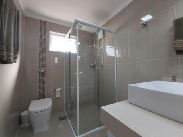 Apartamento para venda em Centro de 120.00m² com 3 Quartos, 1 Suite e 2 Garagens