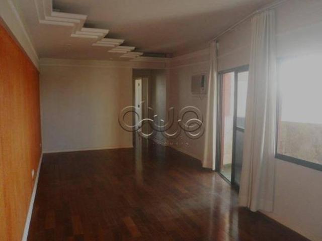 Apartamento para venda em Centro de 122.00m² com 3 Quartos, 1 Suite e 2 Garagens