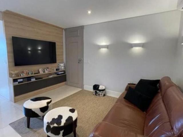 Apartamento para venda em Centro de 122.00m² com 3 Quartos, 2 Suites e 2 Garagens