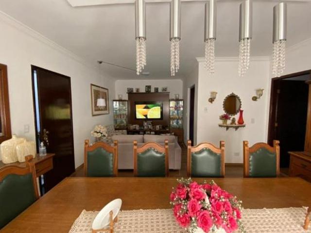 Apartamento para venda em Centro de 126.00m² com 3 Quartos, 1 Suite e 3 Garagens