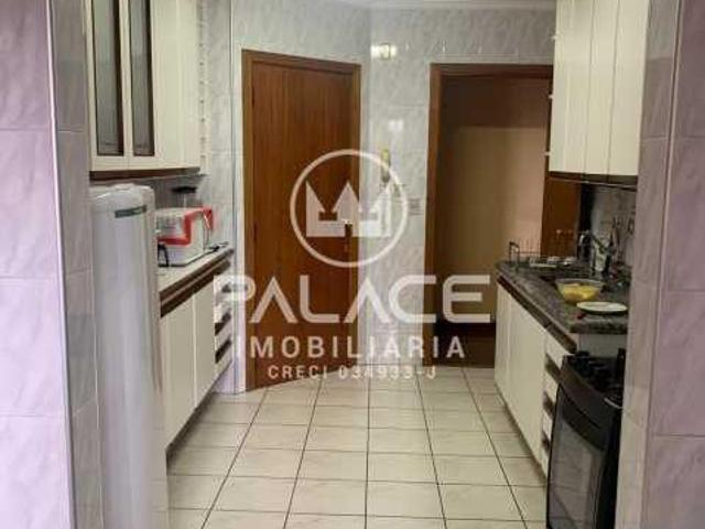 Apartamento para venda em Centro de 127.00m² com 2 Quartos, 1 Suite e 1 Garagem