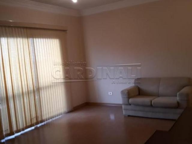 Apartamento para venda em Centro de 129.00m² com 3 Quartos, 1 Suite e 2 Garagens