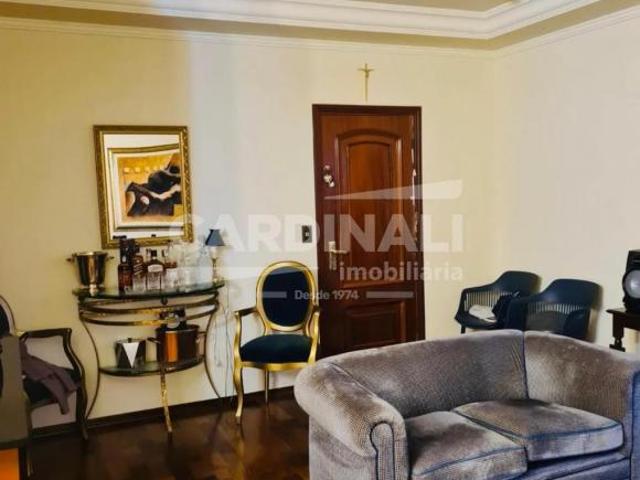 Apartamento para venda em Centro de 129.00m² com 3 Quartos, 1 Suite e 2 Garagens
