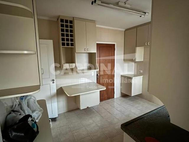 Apartamento para venda em Centro de 131.00m² com 3 Quartos, 1 Suite e 1 Garagem