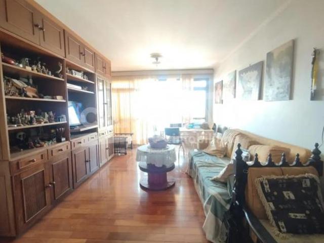 Apartamento para venda em Centro de 132.00m² com 3 Quartos, 1 Suite e 2 Garagens