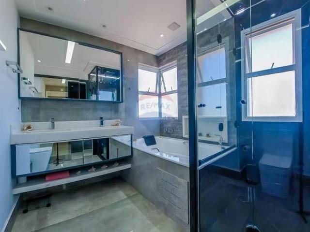 Apartamento para venda em Centro de 132.00m² com 3 Quartos, 1 Suite e 3 Garagens