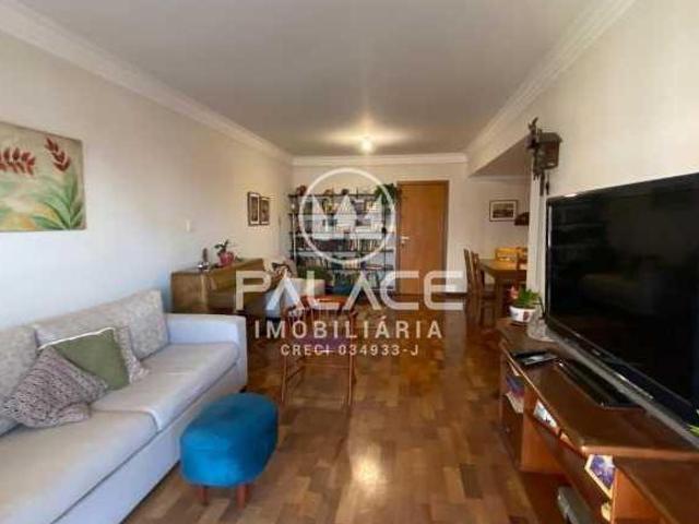 Apartamento para venda em Centro de 137.00m² com 3 Quartos, 1 Suite e 2 Garagens