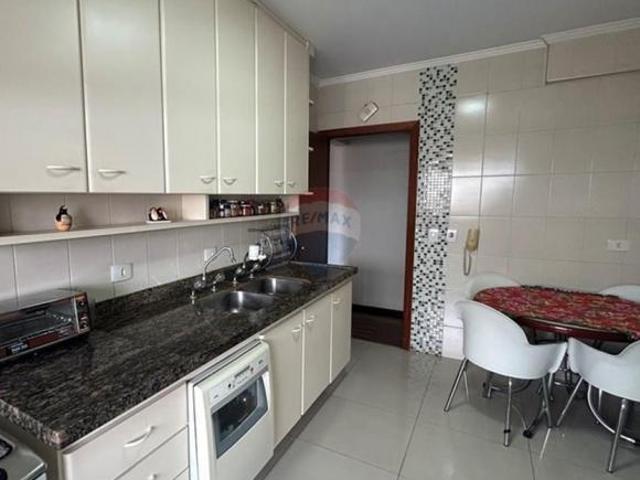 Apartamento para venda em Centro de 137.00m² com 3 Quartos, 2 Suites e 2 Garagens