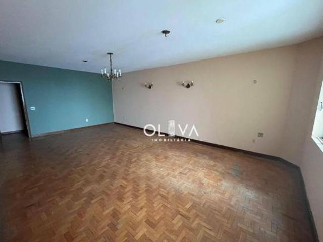 Apartamento para venda em Centro de 140.00m² com 3 Quartos