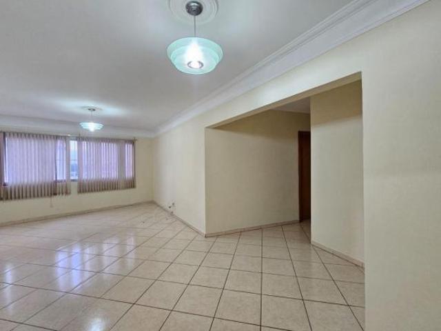 Apartamento para venda em Centro de 145.00m² com 2 Quartos, 1 Suite e 1 Garagem