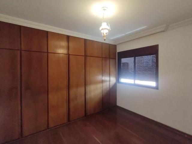 Apartamento para venda em Centro de 151.00m² com 2 Quartos, 1 Suite e 2 Garagens