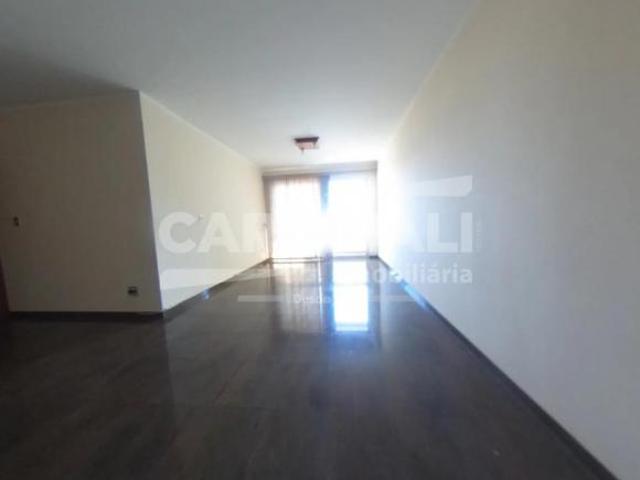 Apartamento para venda em Centro de 160.00m² com 3 Quartos, 1 Suite e 1 Garagem