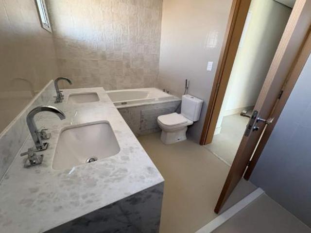 Apartamento para venda em Centro de 163.00m² com 3 Quartos