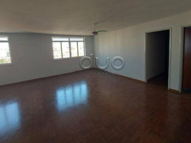 Apartamento para venda em Centro de 165.00m² com 3 Quartos, 1 Suite e 1 Garagem