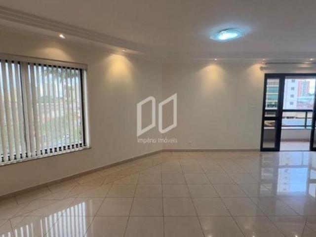Apartamento para venda em Centro de 168.00m² com 3 Quartos, 3 Suites e 2 Garagens