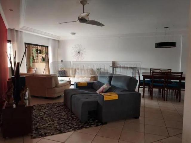Apartamento para venda em Centro de 174.00m² com 3 Quartos, 1 Suite e 2 Garagens