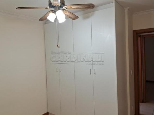 Apartamento para venda em Centro de 189.00m² com 3 Quartos, 1 Suite e 2 Garagens