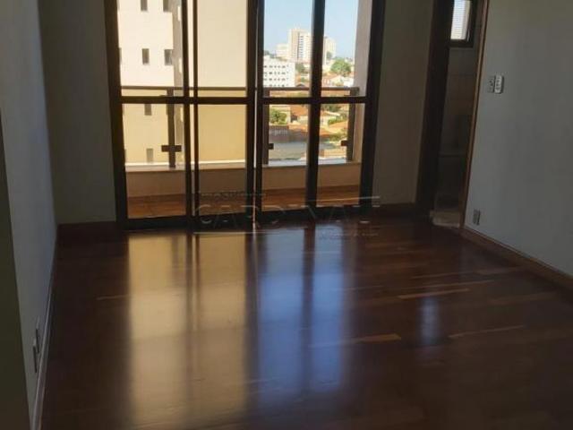 Apartamento para venda em Centro de 202.00m² com 3 Quartos, 1 Suite e 2 Garagens
