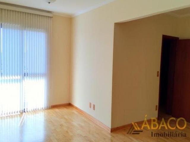 Apartamento para venda em Centro de 214.00m² com 3 Quartos, 1 Suite e 2 Garagens