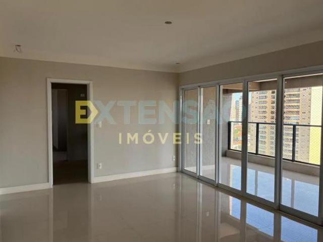 Apartamento para venda em Centro de 273.00m² com 3 Quartos, 3 Suites e 4 Garagens