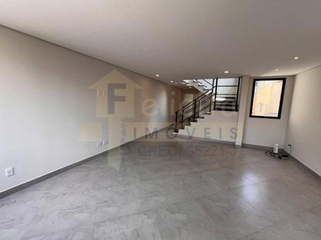 Apartamento para venda em Centro de 275.00m² com 3 Quartos, 1 Suite e 2 Garagens