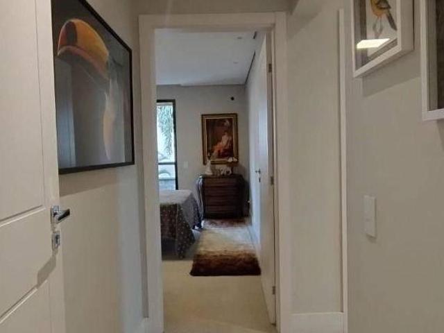 Apartamento para venda em Centro de 290.00m² com 3 Quartos, 3 Suites e 2 Garagens
