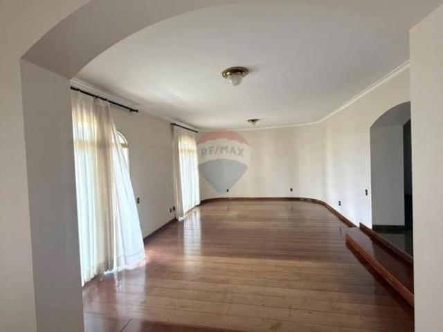 Apartamento para venda em Centro de 314.00m² com 4 Quartos, 2 Suites e 4 Garagens