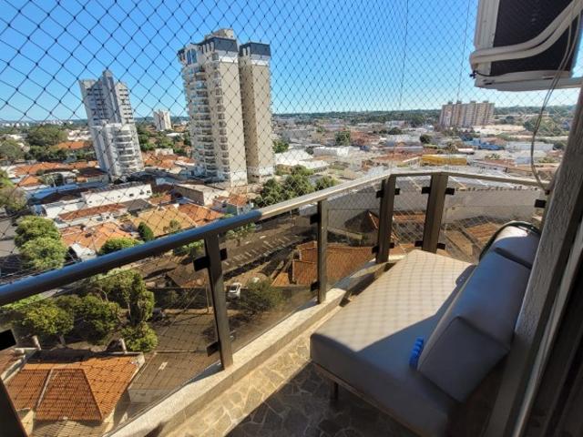 Apartamento para venda em Centro em Araçatuba São Paulo de 205.00m² com 3 Quartos, 1 Suíte e 2 Garagens