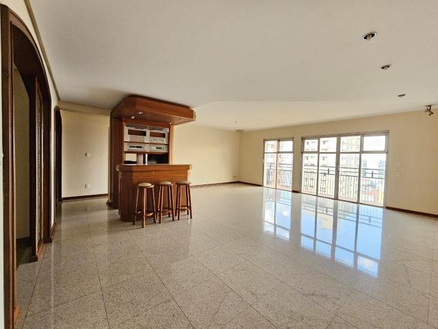 Apartamento para venda em Centro em Araraquara São Paulo de 207.00m² com 3 Quartos, 1 Suíte e 2 Garagens