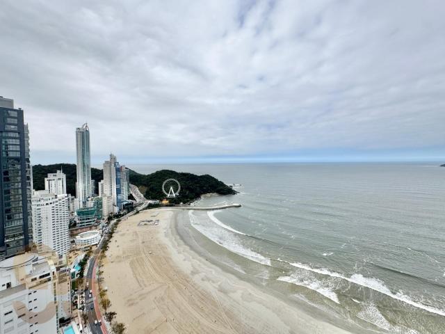 Apartamento para venda em Centro em Balneário Camboriú Santa Catarina de 184.00m² com 4 Quartos, 4 Suítes e 3 Garagens