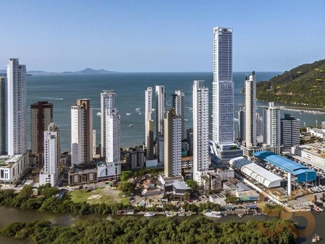 Apartamento para venda em Centro em Balneário Camboriú Santa Catarina de 194.00m² com 4 Quartos, 4 Suítes e 3 Garagens