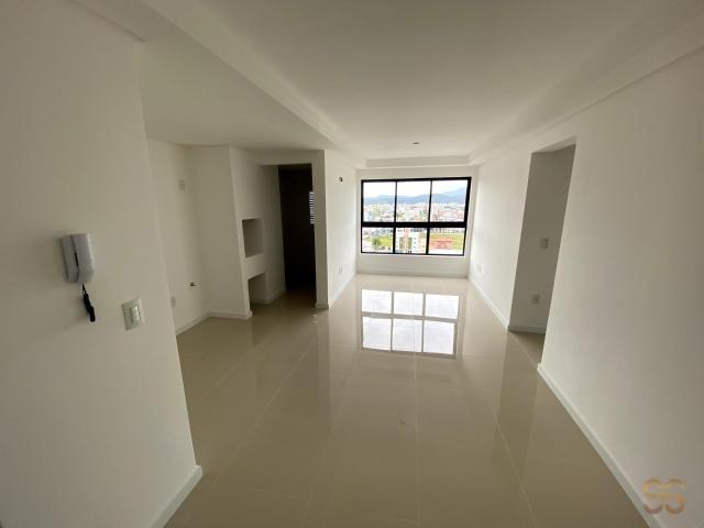 Apartamento para venda em Centro em Balneário Camboriú Santa Catarina de 76.00m² com 2 Quartos, 1 Suíte e 2 Garagens