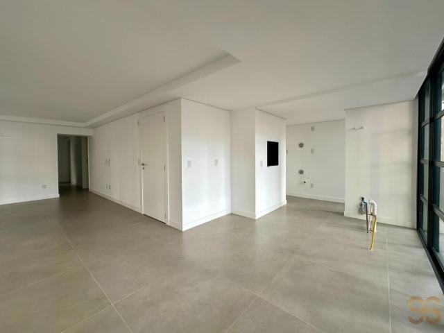 Apartamento para venda em Centro em Balneário Camboriú Santa Catarina de 99.00m² com 3 Quartos, 1 Suíte e 2 Garagens