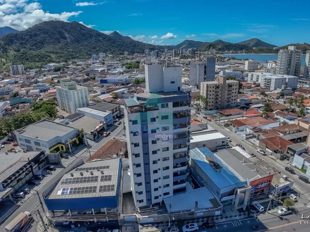 Apartamento para venda em Centro em Caraguatatuba São Paulo de 219.00m² com 3 Quartos, 1 Suíte e 2 Garagens