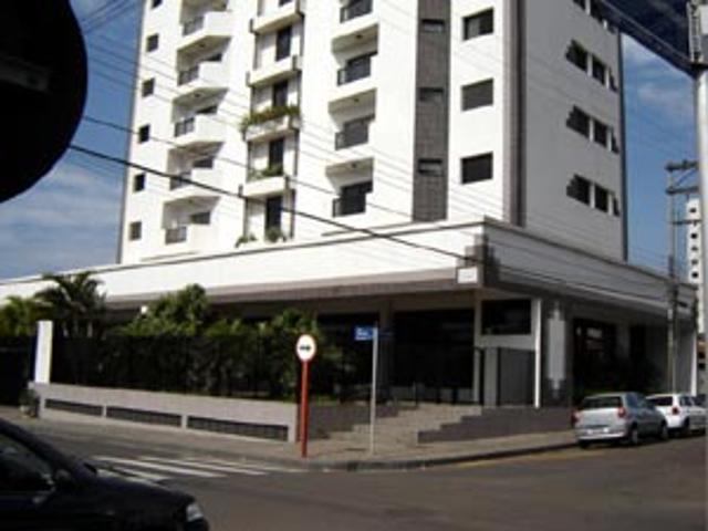 Apartamento para venda em Centro em São Carlos São Paulo de 129.00m² com 3 Quartos, 1 Suíte e 2 Garagens