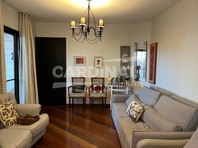 Apartamento para venda em Centro em São Carlos São Paulo de 177.00m² com 3 Quartos, 1 Suíte e 2 Garagens