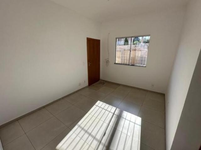 Apartamento para venda em Centro, Sarzedo