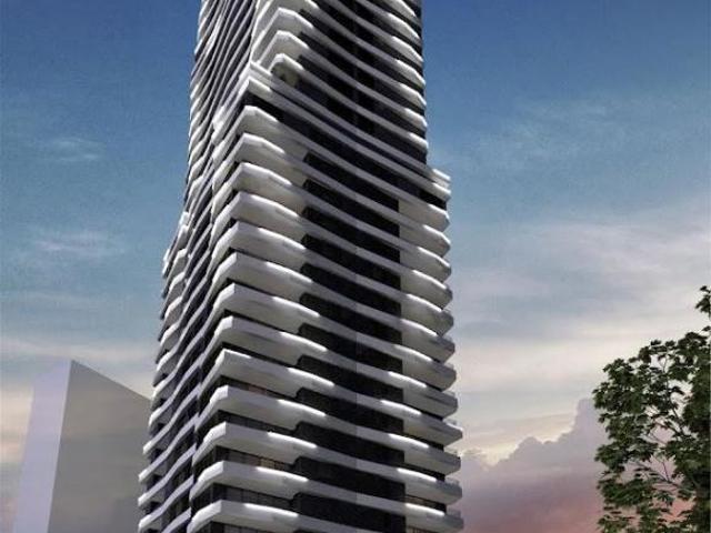 Apartamento para venda em Champagnat de 315.00m² com 3 Quartos, 3 Suites e 4 Garagens