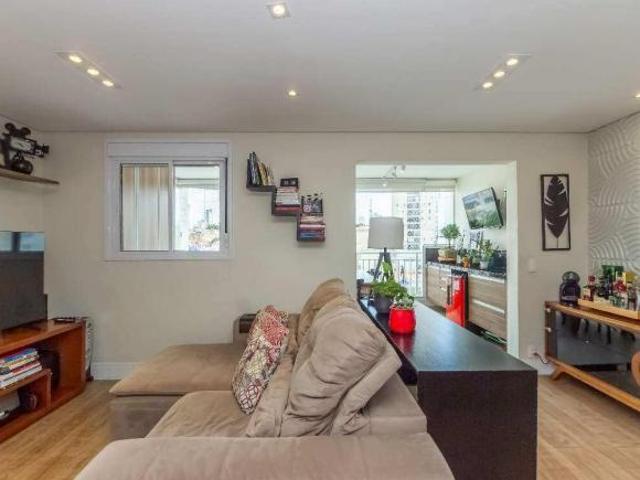 Apartamento para venda em Chácara Inglesa com 3 quartos, 82m²