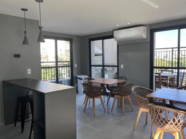 Apartamento para venda em Chácara Inglesa com 2 quartos, sendo 1 suíte, 53m²