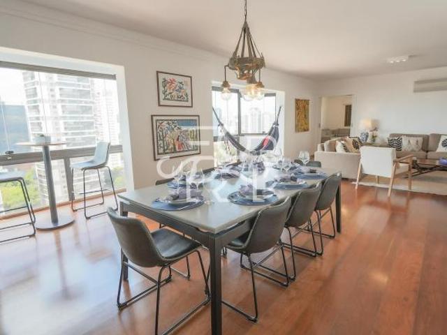 Apartamento para venda em Cidade Monções de 227.00m² com 3 Quartos, 3 Suites e 3 Garagens