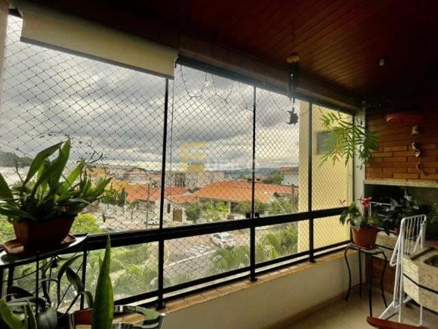 Apartamento para venda em Condomínio Edifício Firenze de 187.00m² com 3 Quartos, 1 Suite e 2 Garagen