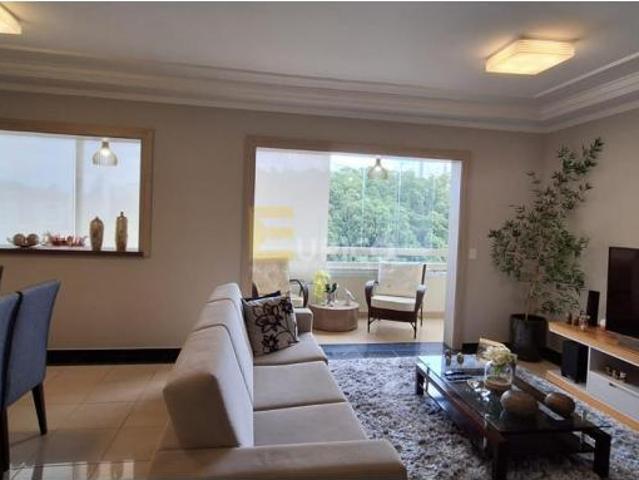 Apartamento para venda em Condomínio Edifício Solimões de 180.00m² com 3 Quartos, 2 Suites e 3 Garag