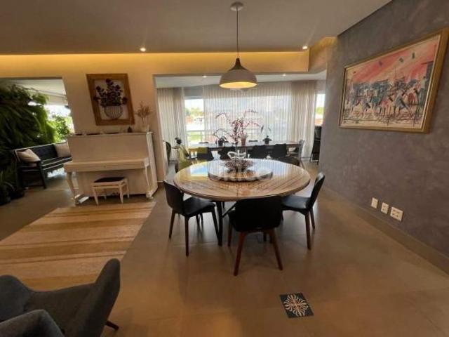 Apartamento para venda em Condomínio Signature de 247.00m² com 3 Quartos, 3 Suites e 4 Garagens