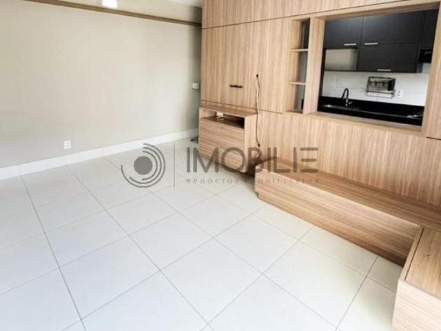 Apartamento para venda em Condomínio Vista Verde de 65.00m² com 3 Quartos, 1 Suite e 2 Garagens
