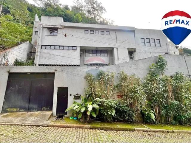 Apartamento para venda em Cosme Velho em Rio De Janeiro Rio de Janeiro de 344.00m² com 4 Quartos, 4 Suítes e 4 Garagens