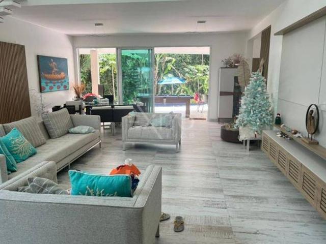 Apartamento para venda em Costa Do Sol de 295.00m² com 5 Quartos, 5 Suites e 2 Garagens